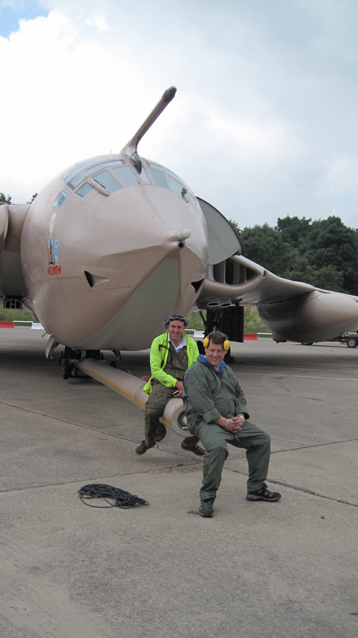 Roy Lee – Victor XM715