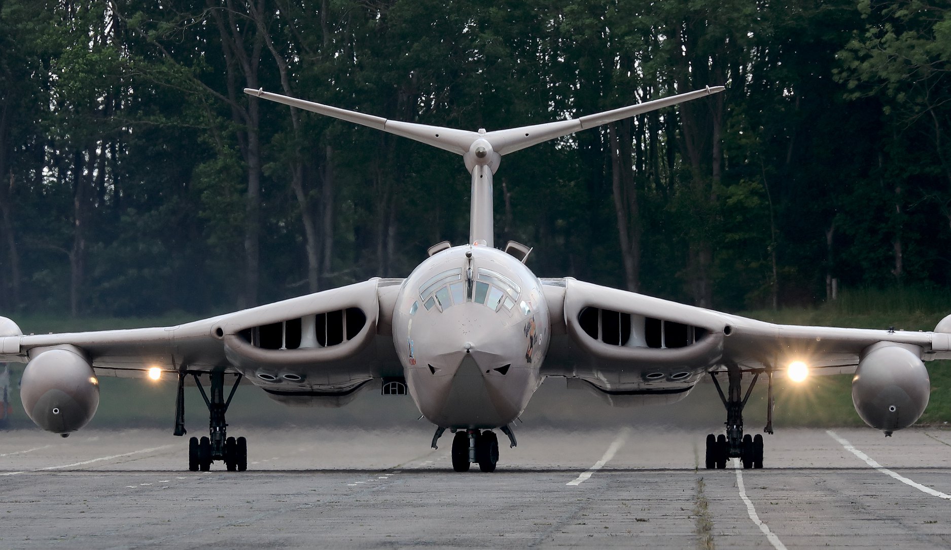 Cold War Jets Open Day 26th May 2019 – Victor XM715