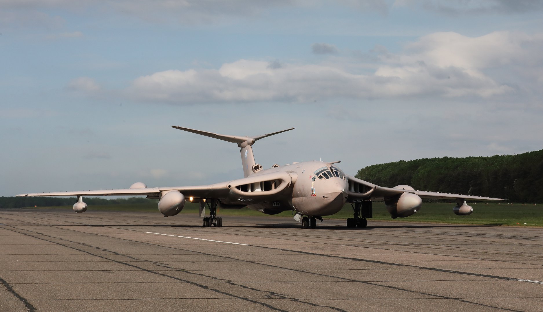 Cold War Jets Open Day 26th May 2019 – Victor XM715